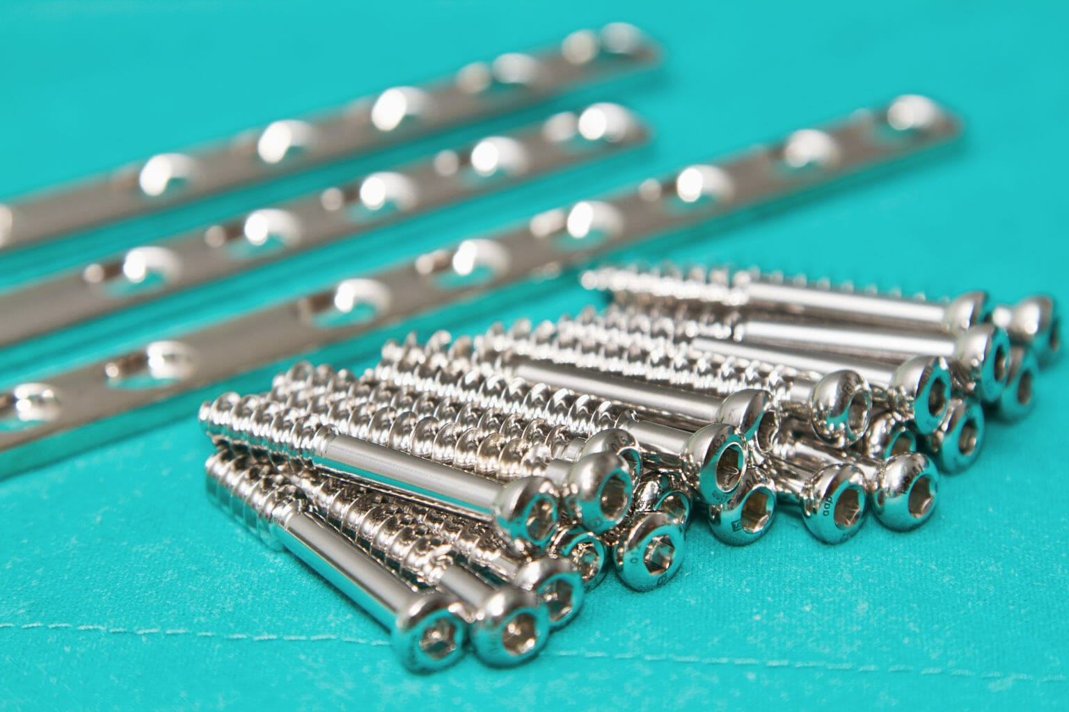 ASTM F2502 Absorbable Plate and Screw Testing - Applied Technical Services